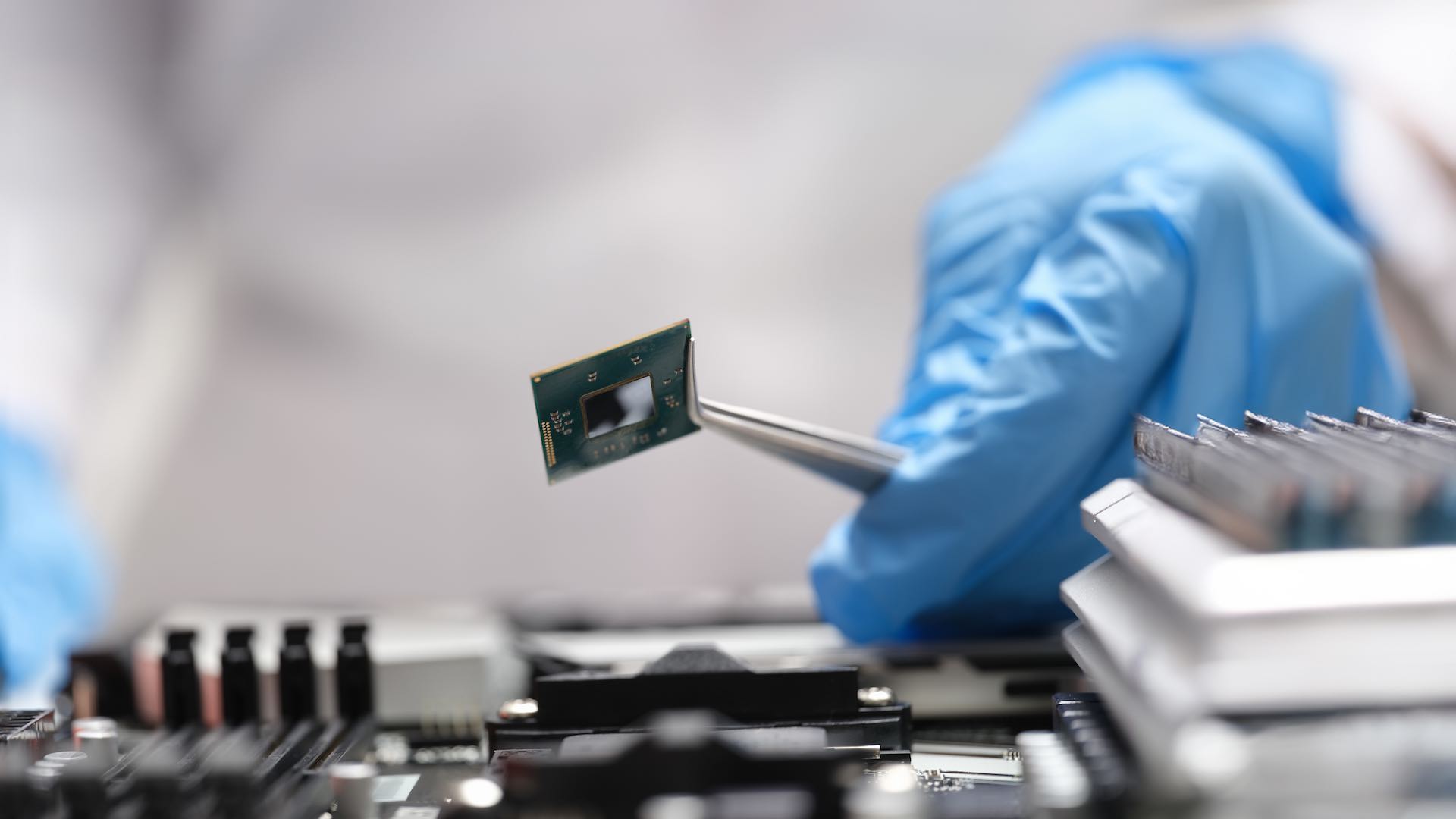 Gartner reports 21 percent semiconductor revenue jump - Niger Journal